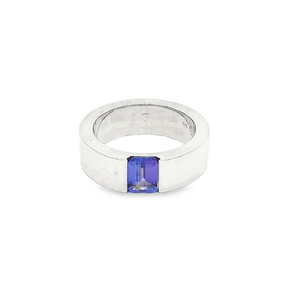 1.06 carats Moderate bV / Violet Octagon shaped Tanzanite Ring Men's ...